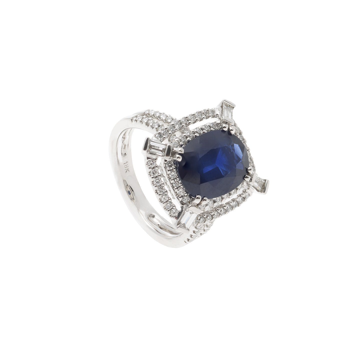Monah ring in white gold, diamond and sapphire | Gordillo Jewellers